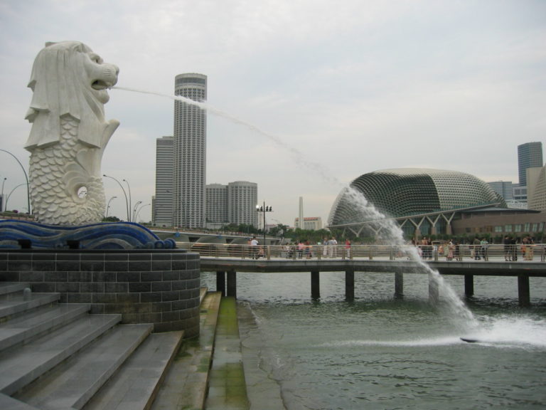 Merlion Park Singapore | AdventuresAsia.com | My Personal Travels ...